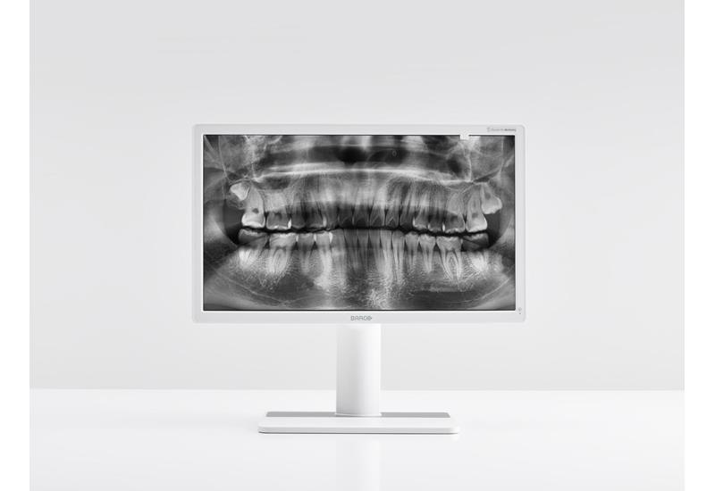 Nio Color 2MP (MDNC-2123 Option DE) Dental - Al-Amer Group