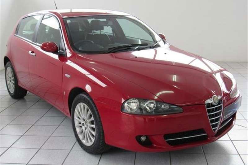 Toyota Quantum Bull Bar - TOWRITE