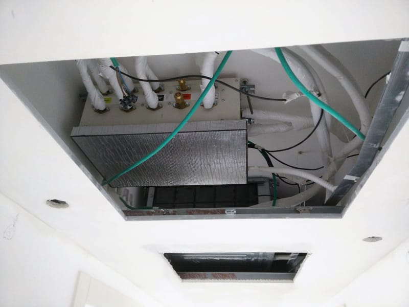 קופסת פיצול של VRF BOX 50 - אדר טק מערכות מיזוג אוויר