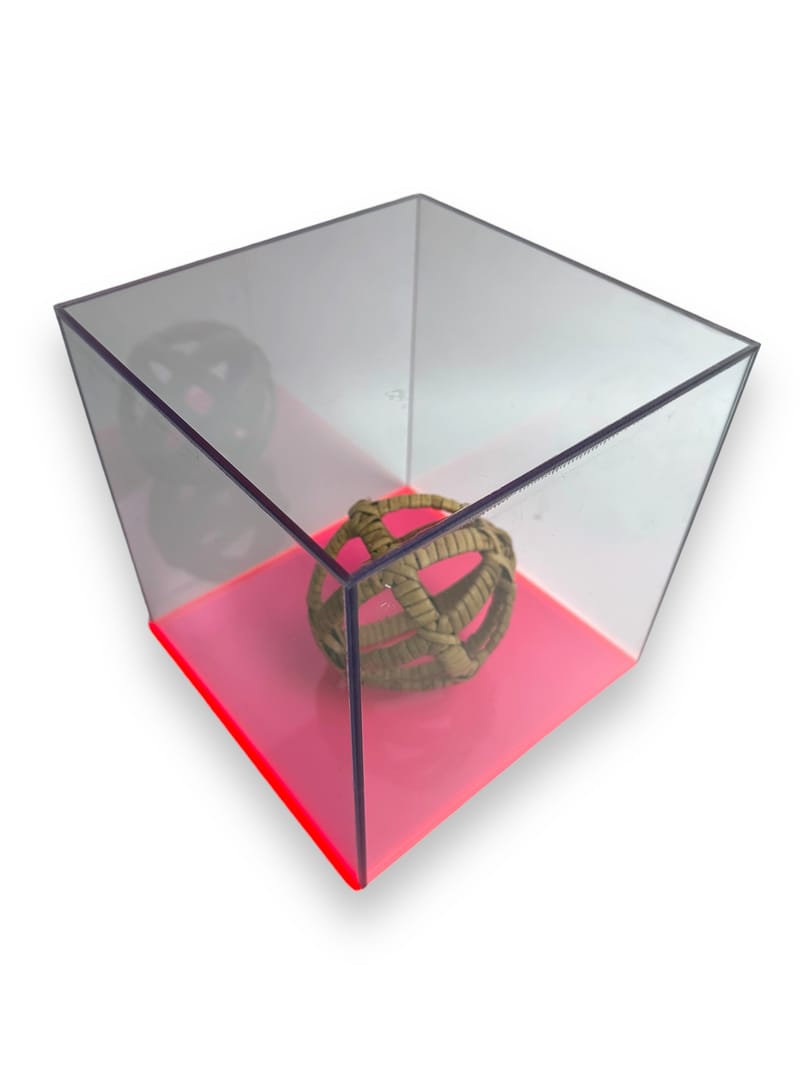 22" x 22"x 22" Acrylic Display Case - Box With Fluorescent Base ...