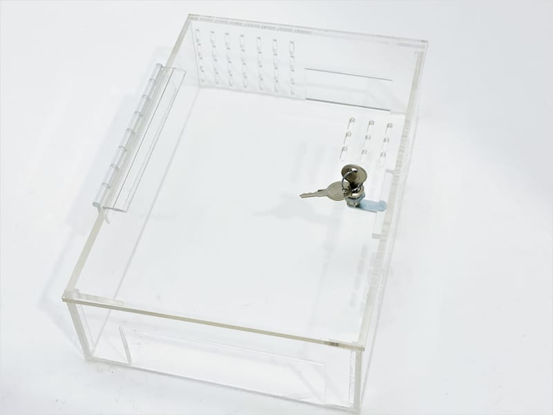Clear Acrylic Nintendo Wii U Console Security Case - Museum Boxes