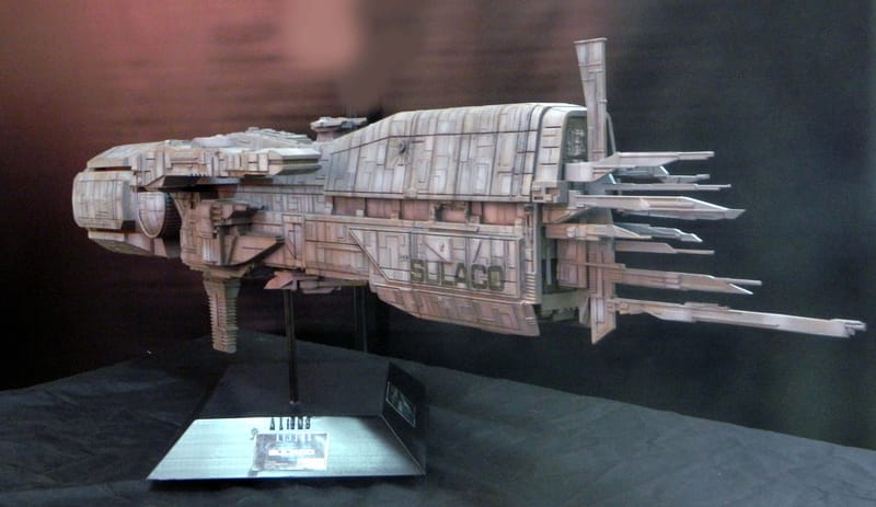 Aliens USS Sulaco 4 feet long this is the complete 4ft option - CRAGGS ...