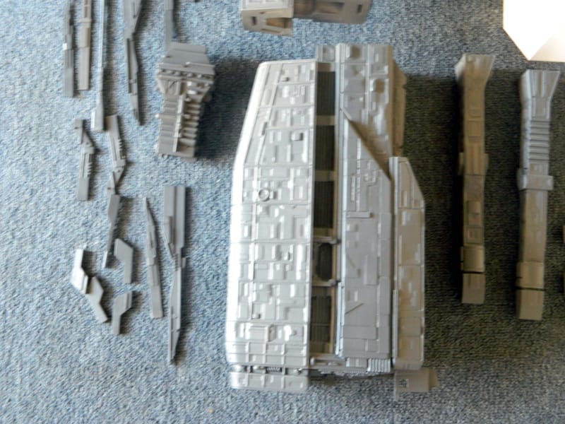 KIT: USS SULACO 4 FEET LONG - CRAGGS MODELS