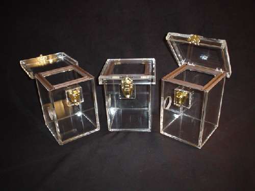 Laboratory acrylic plexiglass research boxes - Akrylix