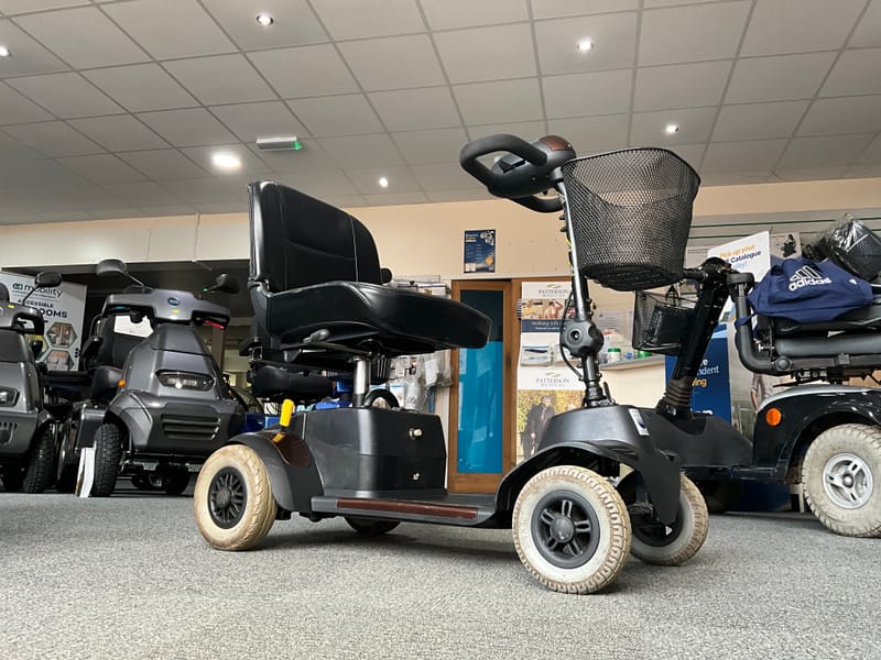 Van OS XL - Wisbech Mobility