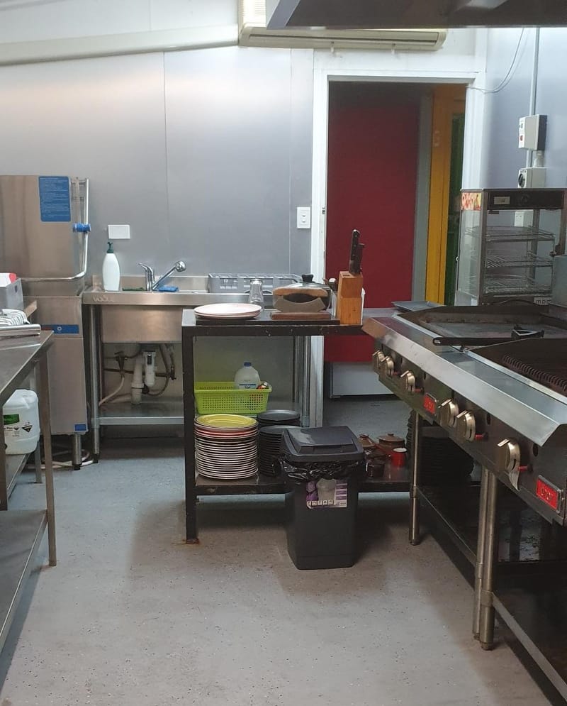 Kitchen 2 - El Encanto