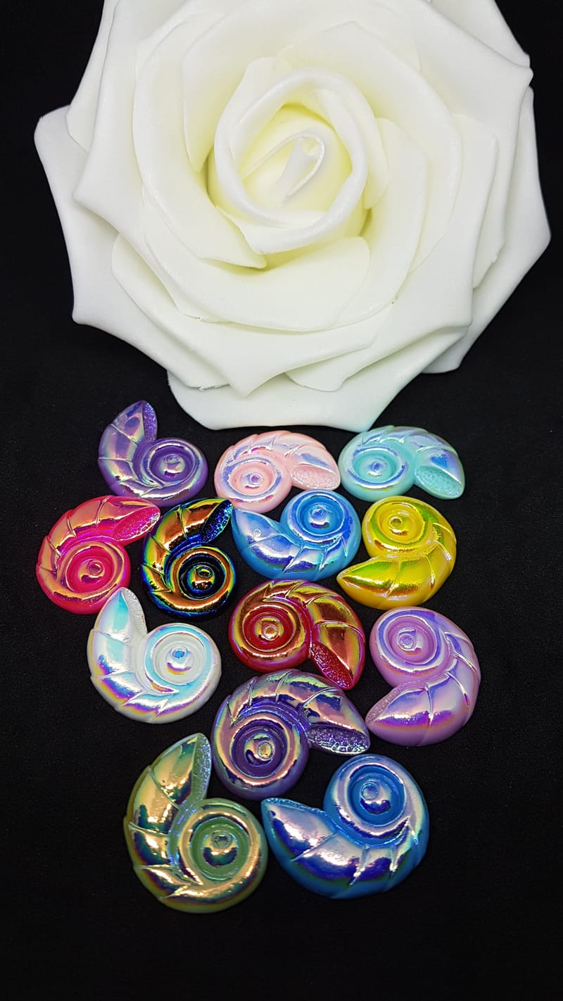 Stunning Shimmer Shell - Blingtastic