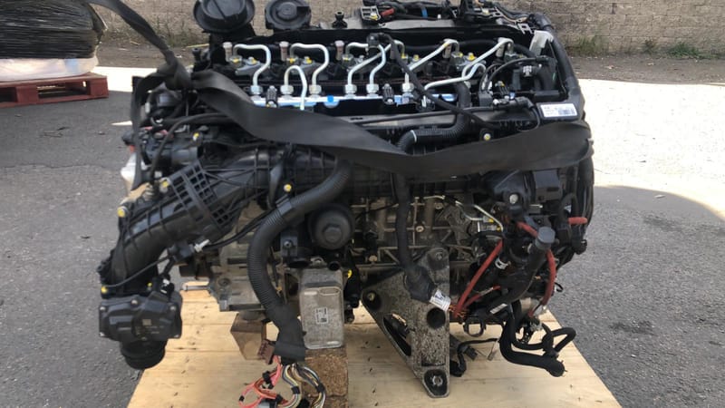 BMW 335d 3.0 DIESEL X DRIVE ENGINE (N57D30T0 N57D30B) - Engineico