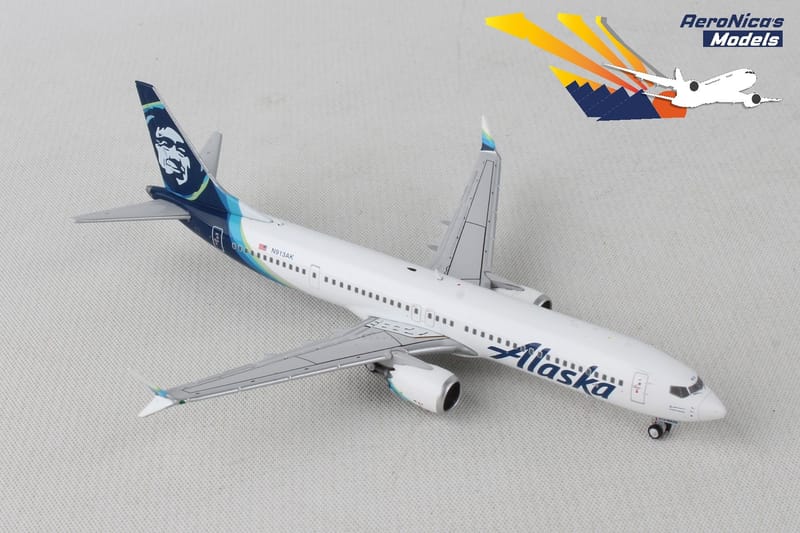ALASKA Boeing 737 MAX9 REG # N913AK - AERONICAS MODELS
