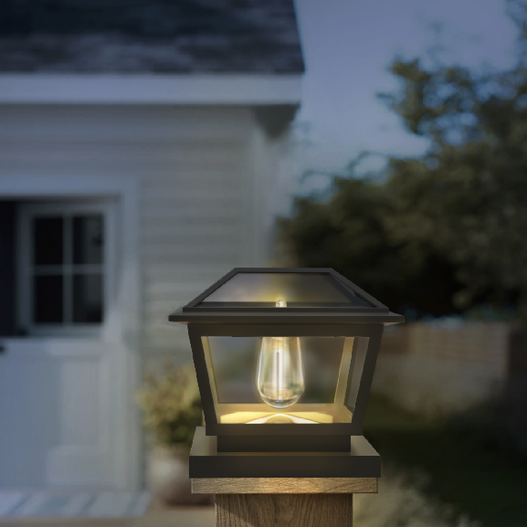 Solar Post Cap Light - LUMICUTE