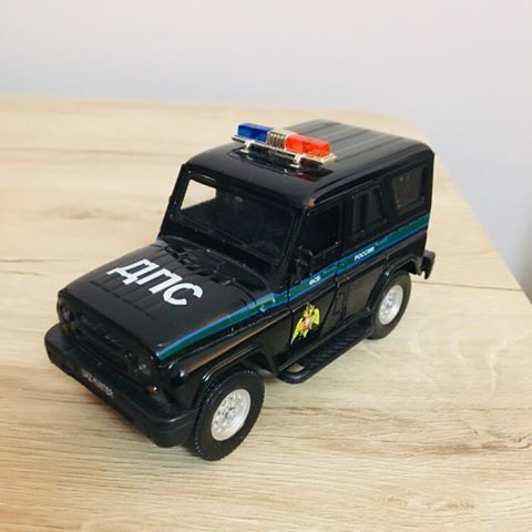 UAZ Hunter - DIECAST POLICE