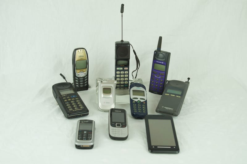 A Selection of Retro Mobile Phones - FITZGERALD JONES ANTIQUES