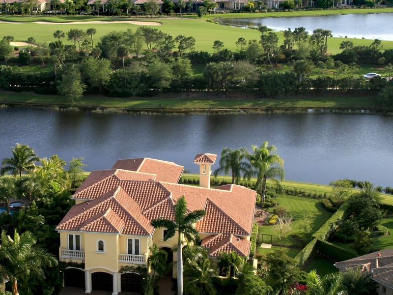 Golf real estate