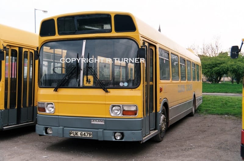 Cloion Coaches PUK 647R. - Bus Photos UK