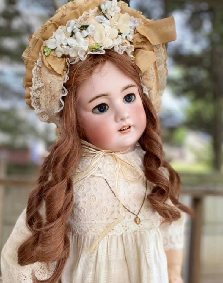 French Dolls - Antique Doll Place