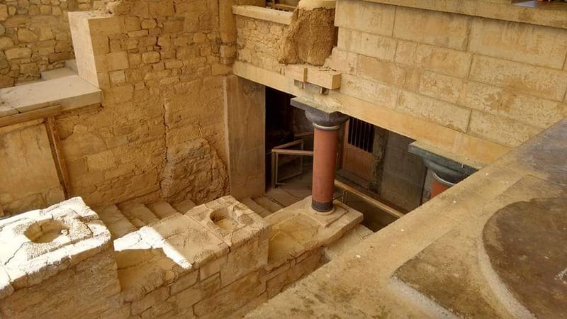 Entrance to the labyrinth - Veritas