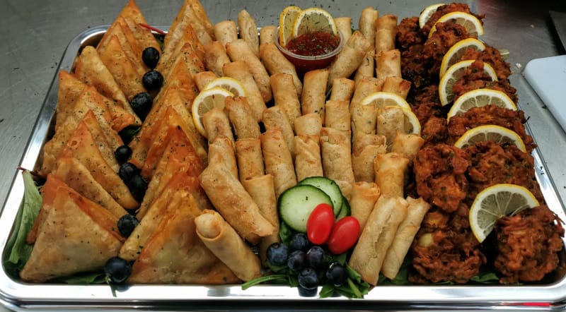 Large mixed indian platter - Veg spring rolls, Onion Bahji, Veg Samosas ...
