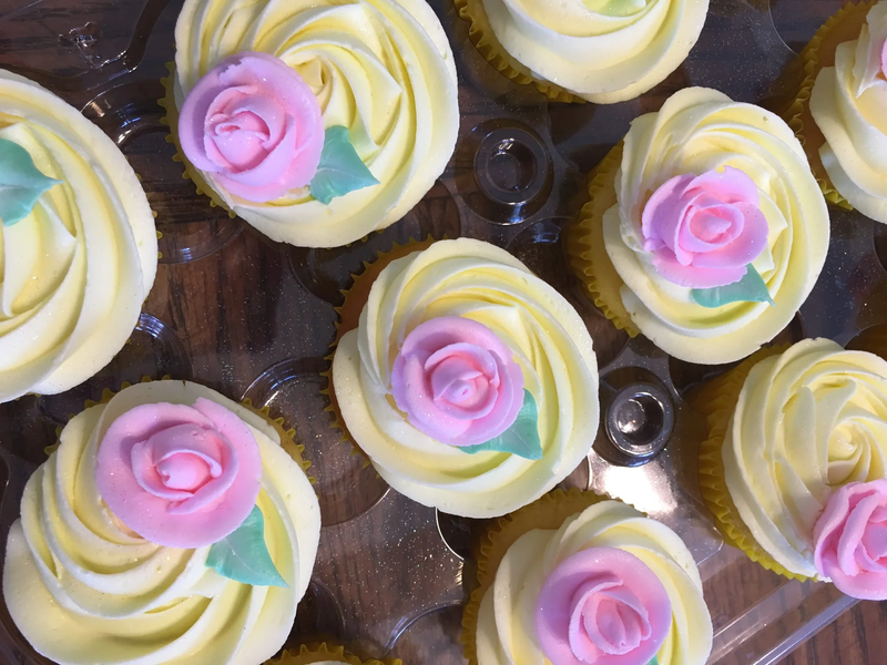 Custom Cup Cakes - Oh, Nyla