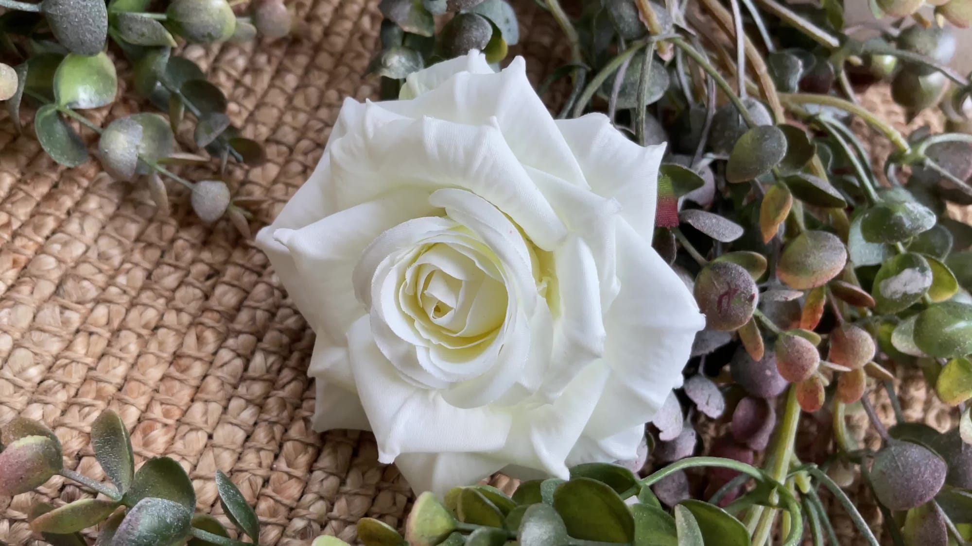 50 Pcs X Crystal Rose (White) - Artificial Flowers Keighley UK