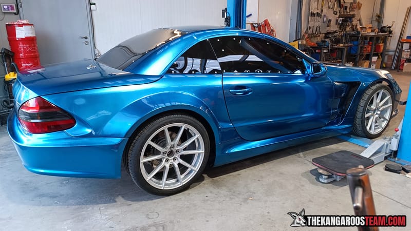 Rear Fenders (Rear Quarter Panel - The Kangaroos Team