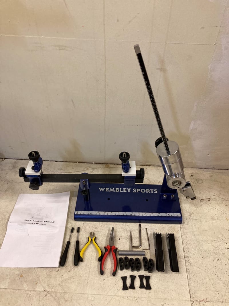 Eagnas 2000 Drop Weight stringing machine. - Gefen Sports