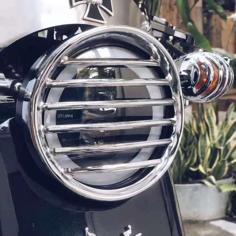 Universal 5.75 inch Motorcycle Headlight Grill Guard