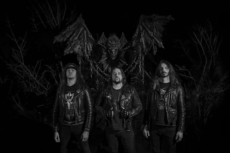BAT anuncia novo álbum 'Under The Crooked Claw' e lança single ...