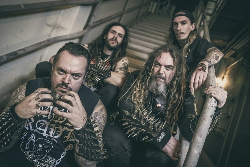 CAVALERA lança novo álbum Schizophrenia e lança videoclipe visualize...