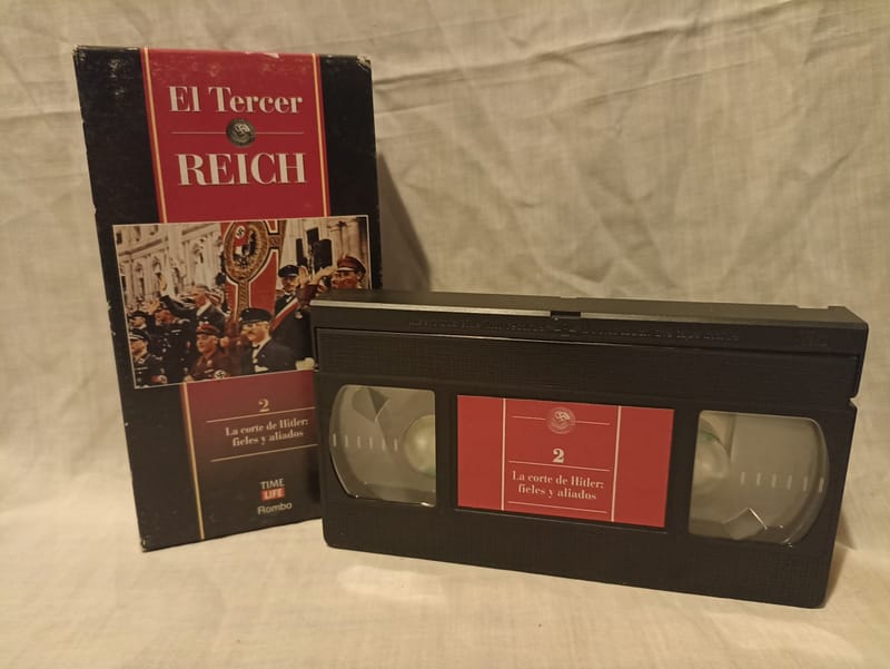 La corte de Hitler, documental VHS (III Reich Hitler- Nazi- Alemania ...