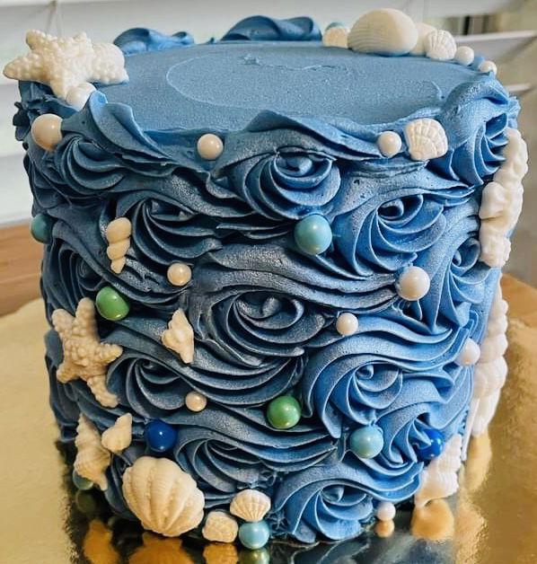 3 Layer Vanilla Sea Shell Ocean Cake with Buttercream Frosting - Cabbit ...