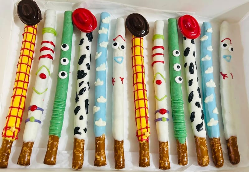 Toy Story Chocolate Dipped Pretzels - Cabbit Cakes