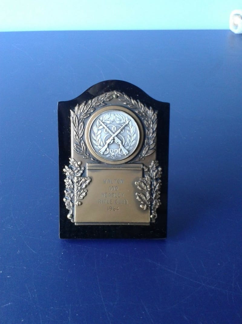 Walton & Headley Trophy, for bench rest. - CDRC