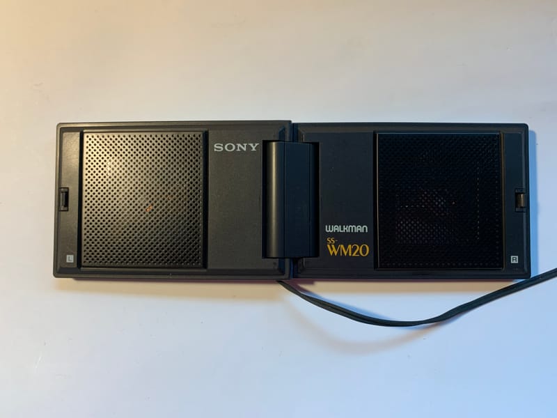 Sony Walkman SS-WM20 Foldind Speaker (rare Blue) - Vintage-Cassettes.com