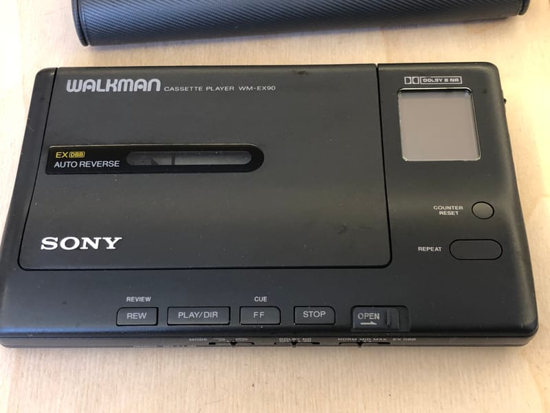 Sony Walkman WM EX90 - Vintage-Cassettes.com