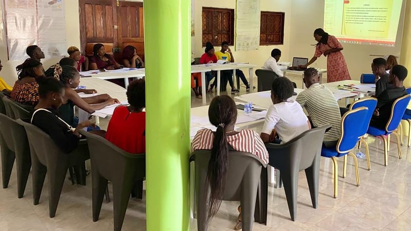 Formação em empreendedorismo e gestão de microempresas