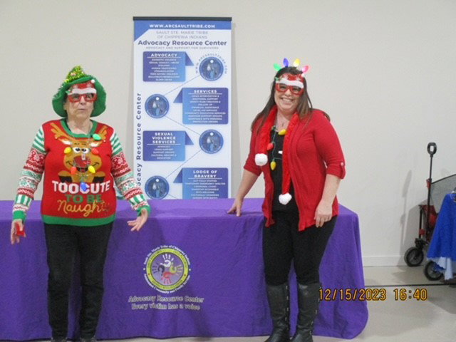 Manistique Children's Christmas Party ARC/ACFS Table - Gallery ...