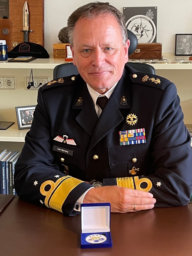 Meeting Lieutenant General MARNS Frank Van Sprang, Inspector General of ...