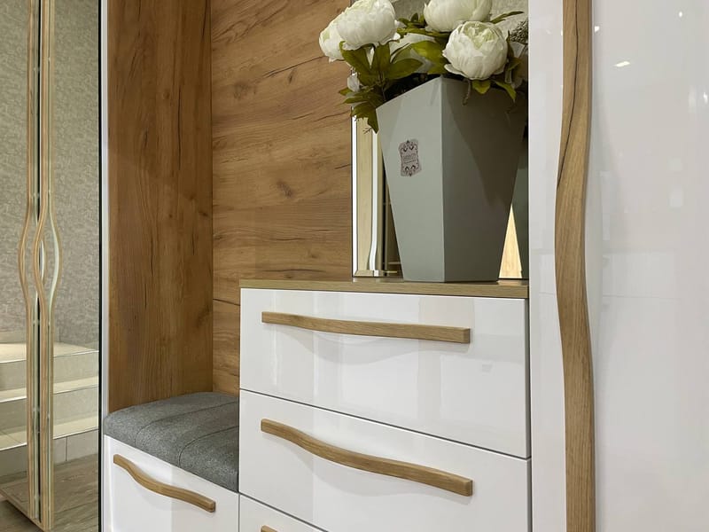 Прихожие - Rich House