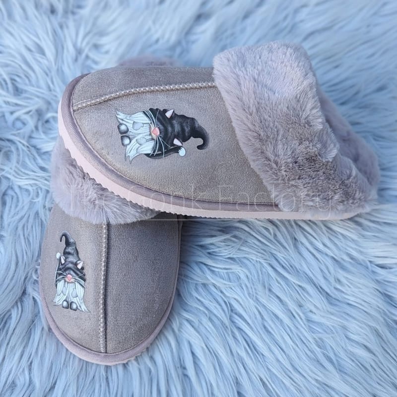 Mauve 'Cat Gonk' Slippers