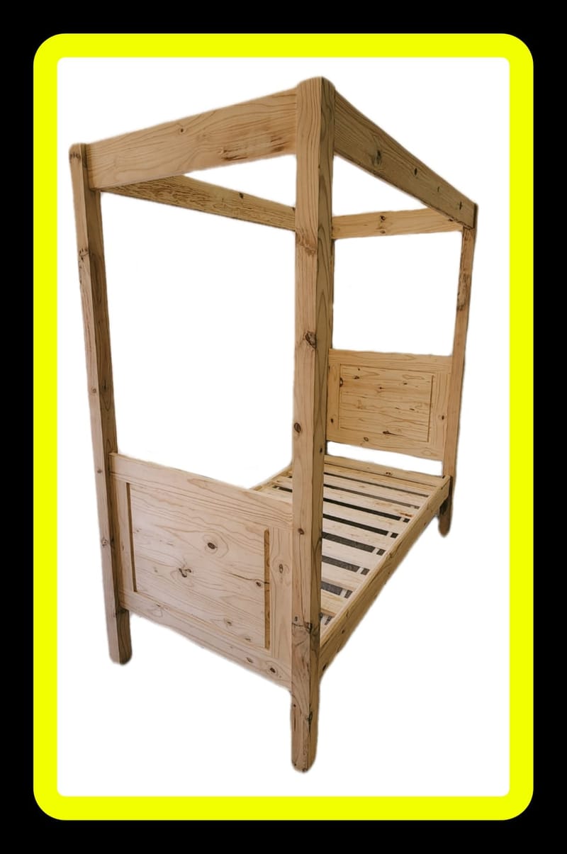 QUEEN POSTER BED - DTE WOODSTUFF