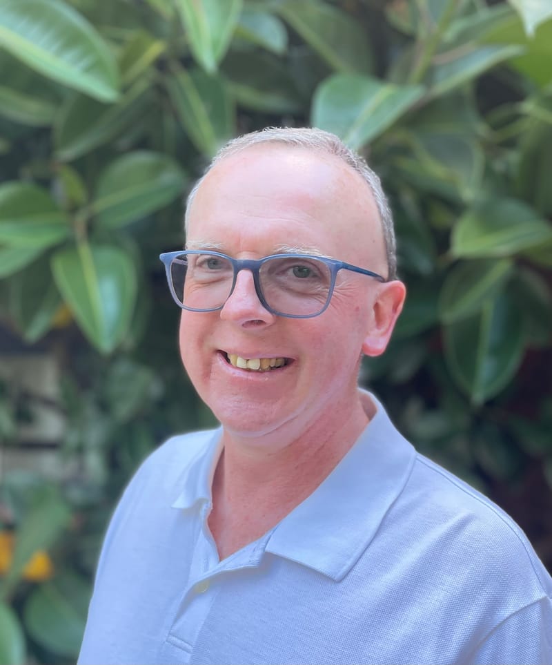 Phil Burns - 0414 463 448