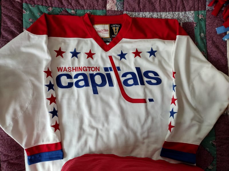 NWT MK Selma medium Leather stud crossbody - Lighthouse Music and Entertainment