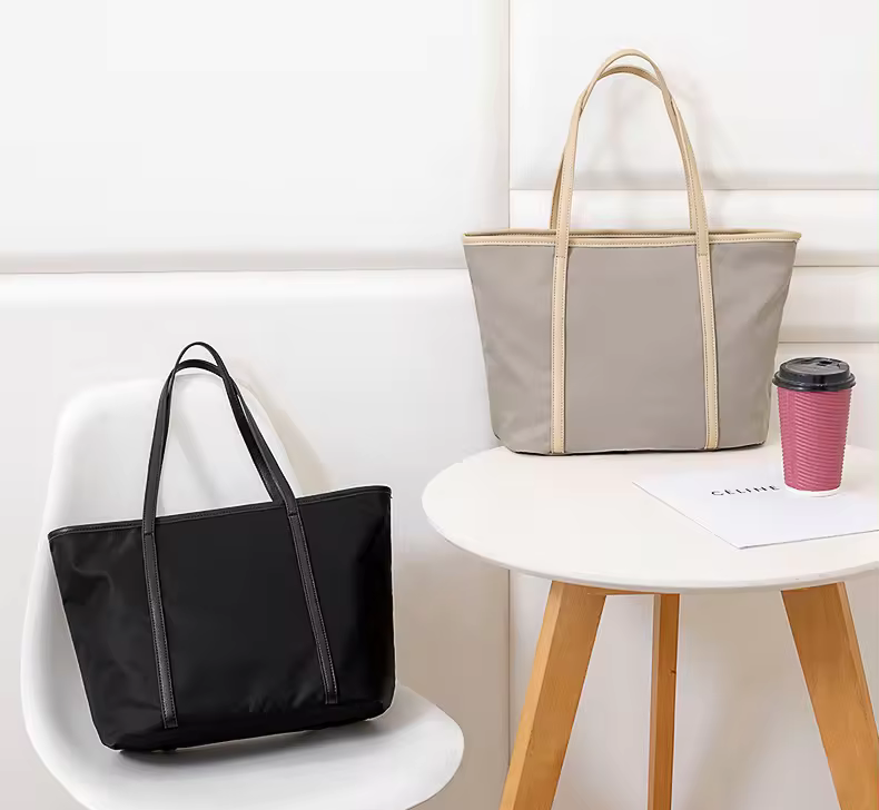 Polyester zip bags - Chic Tote