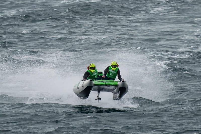 Evolution Marine and Thundercat Racing - 07530007343
