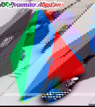 Pyraminx - UCHI Uruguay - Cubos Magicos