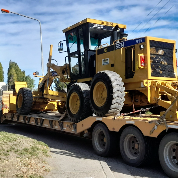 MOTONIVELADORA SEM 919