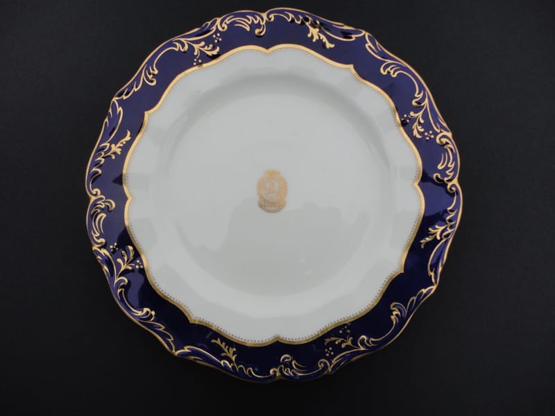 3rd Battalion Officers Mess Dinner Plate - BADGES OF THE YORK AND ...