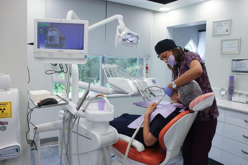 Traitement du canal radiculaire, Qu'est ce que c'est? - SOURIRVIP ...