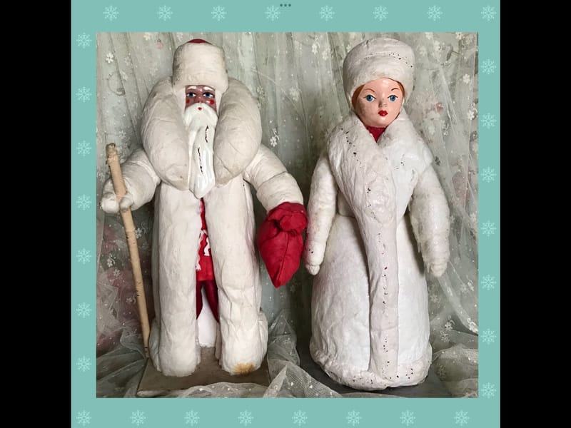 Darling vintage Mr. And Mrs. Santa Claus - Hearts Will Play