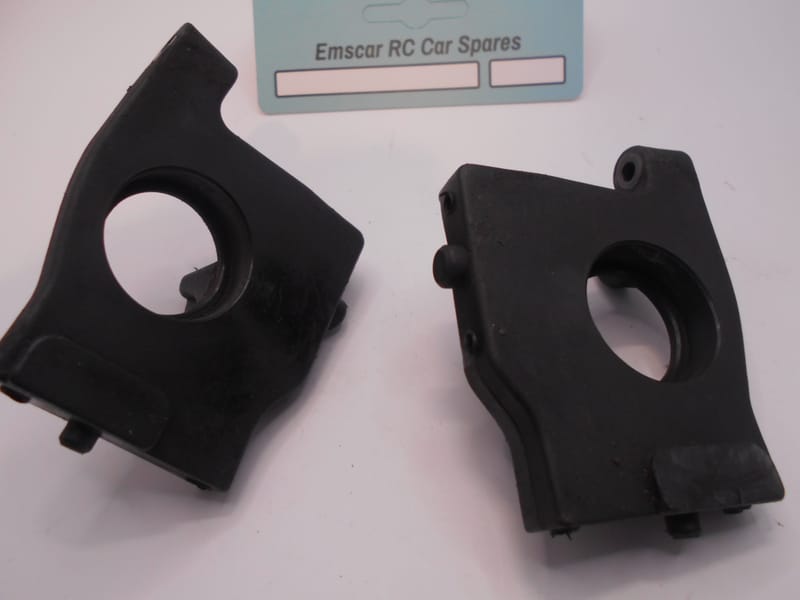 FG 4WD Rear diff holders - Emscar RC Car Spares